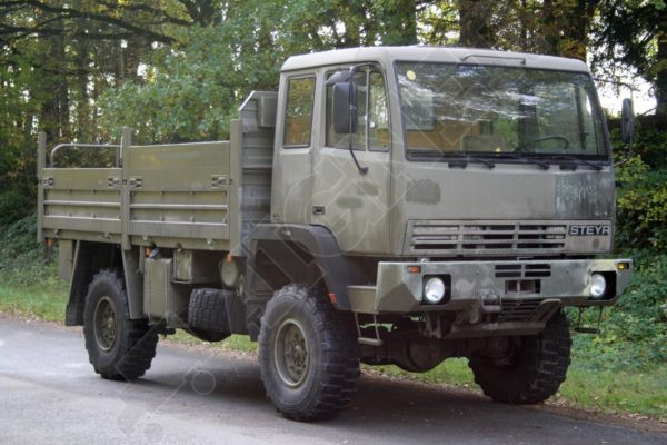 Steyr 12M18 4x4 mit Seilwinde - Aigner GmbH